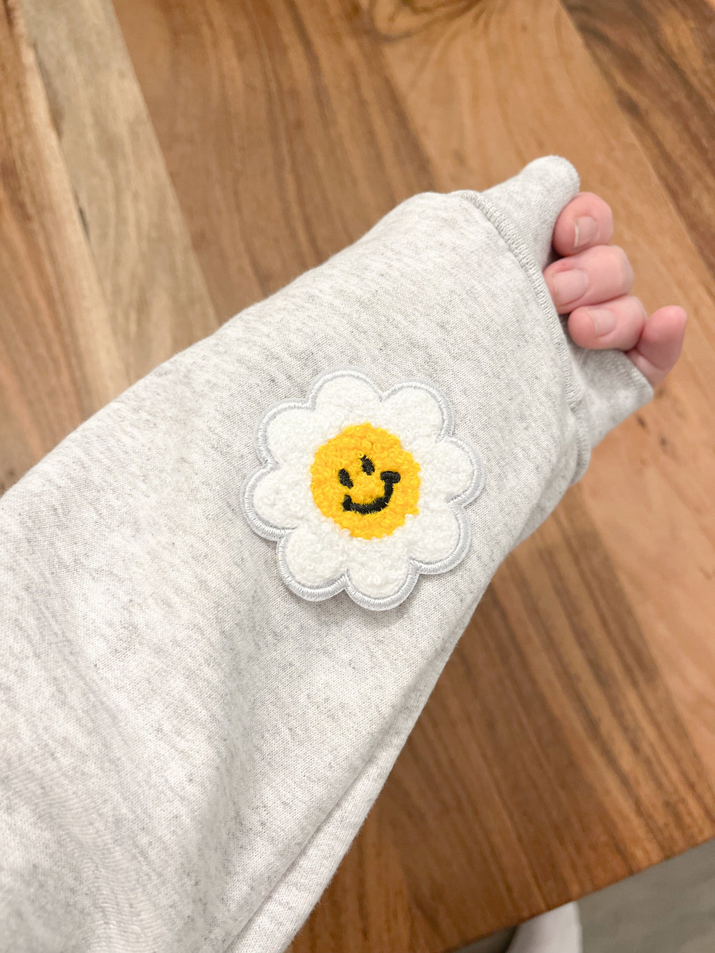 Chenille Embroidered Heat Transfer - White Daisy Smiley – Blue Drop ...